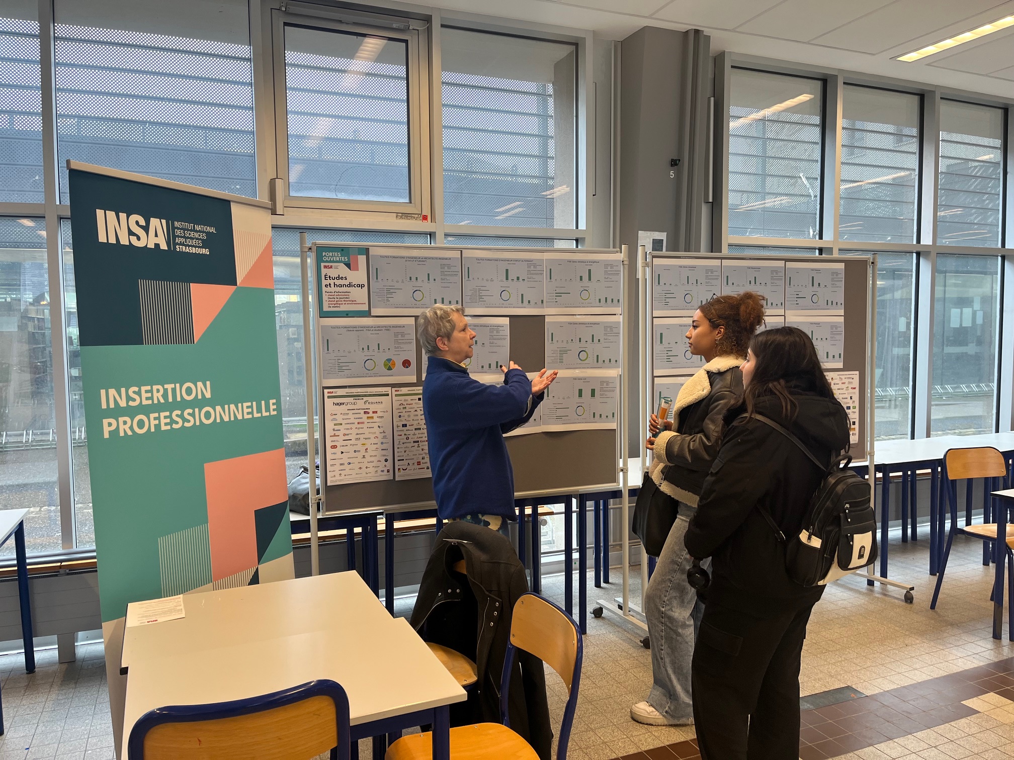 Le service INSA entreprises présent pour l'insertion professionnelle ...